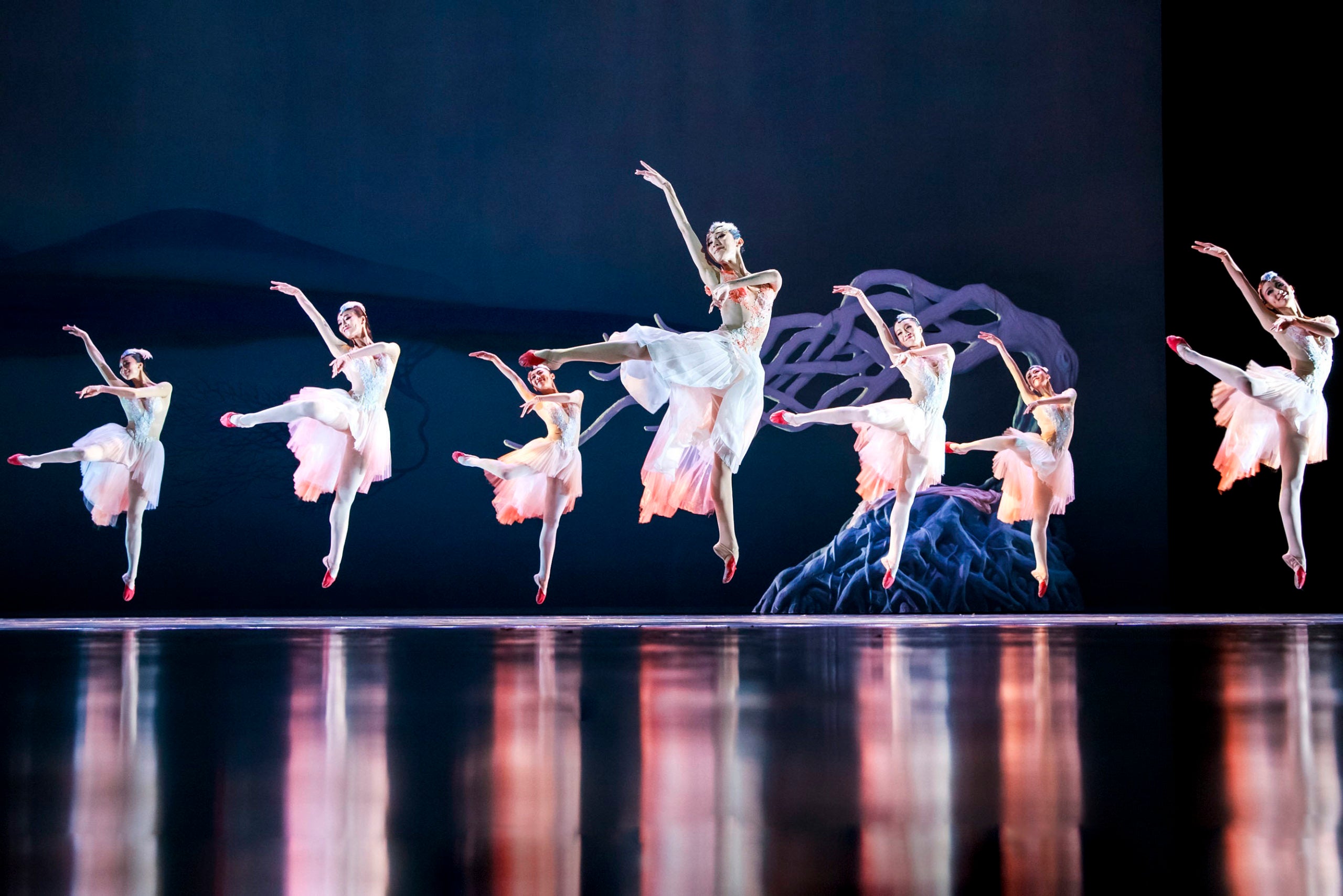 Flight Pattern – Fjord Review